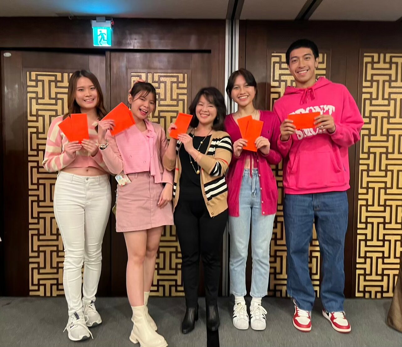 菁英招募 - EASTERN UNION INTERACTIVE